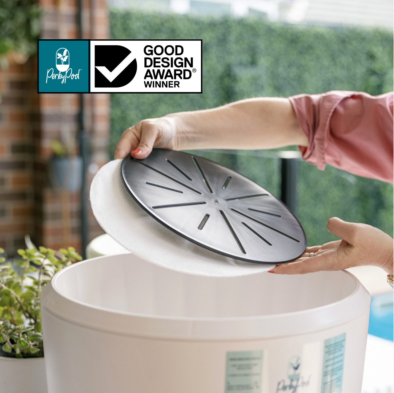 PerkyPod Plant Pot | Mess-Free Plant Drainage System | Hidden Wheels